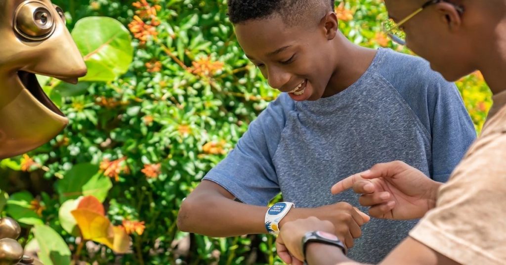 Disney MagicBand Plus: Everything You Need to Know in 2022