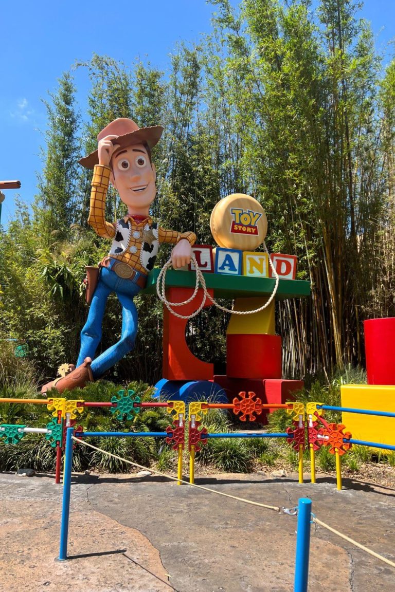 Is Slinky Dog Dash Scary?: Everything to Know About This Ride